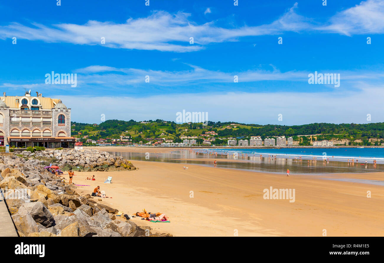 Beach hendaye basque country france hi-res stock photography and images ...