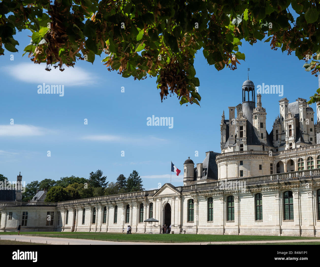 Entrance french chateau hi-res stock photography and images - Alamy