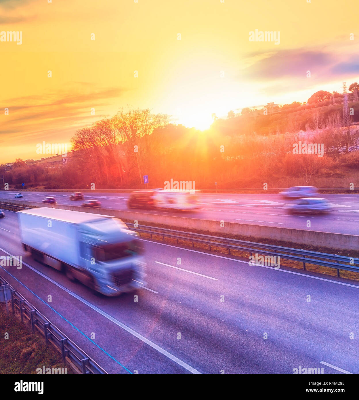 Semi truck motion blur hi-res stock photography and images - Alamy