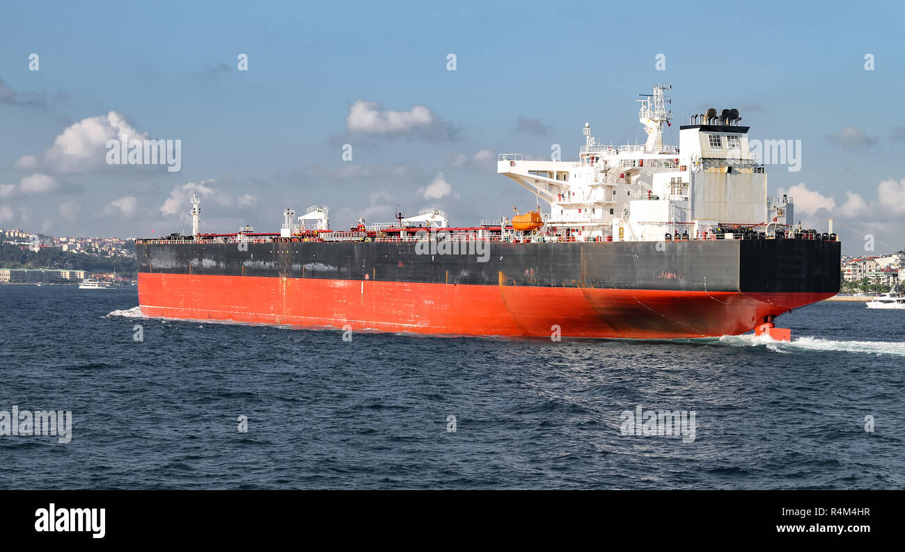 A cargo ship carrying goods between ports Stock Photo - Alamy