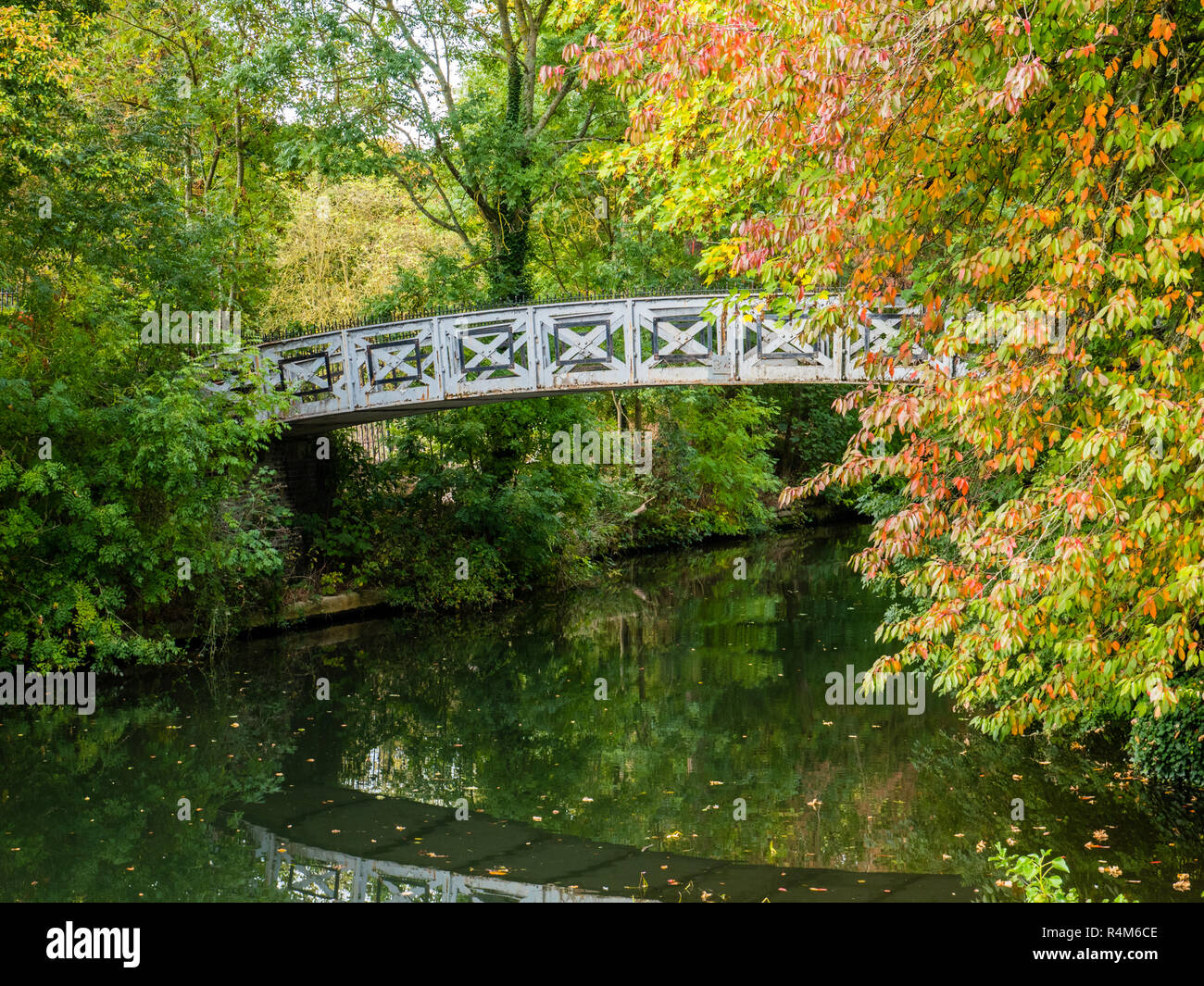 Cookham lock hi-res stock photography and images - Alamy