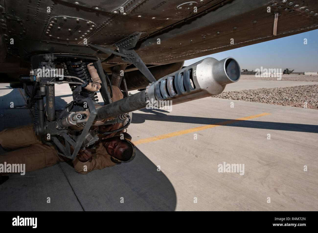 Bastion, Helmand/Afghanistan -Circa 2010 : AH 64 Longbow Apache attack ...