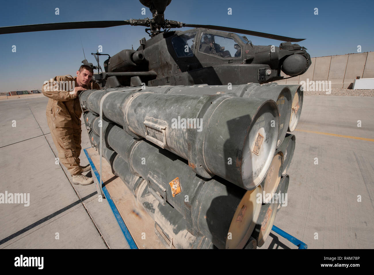 Bastion, Helmand/Afghanistan -Circa 2010 : AH 64 Longbow Apache attack ...
