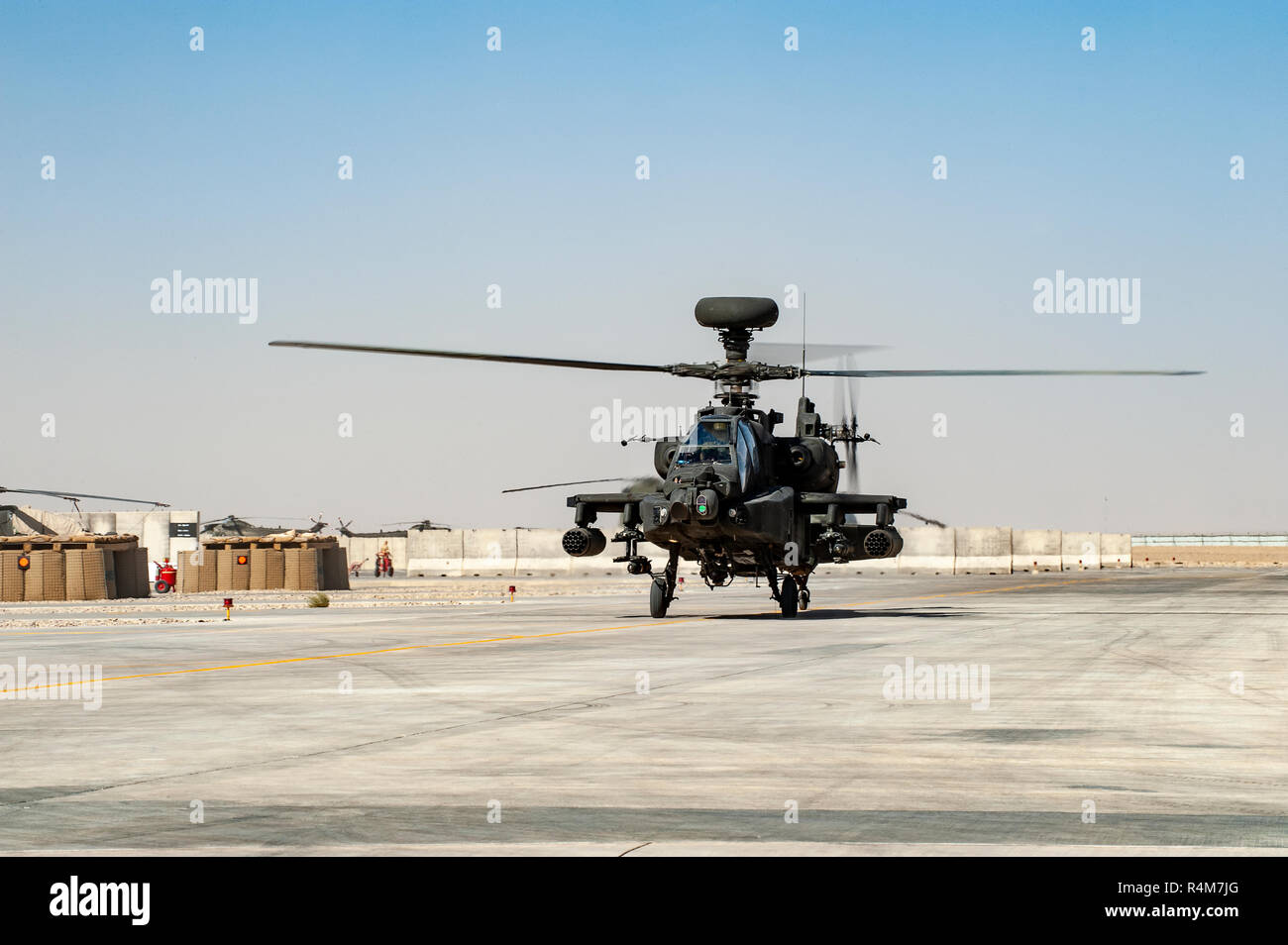 Bastion, Helmand/Afghanistan -Circa 2010 : AH 64 Longbow Apache attack ...