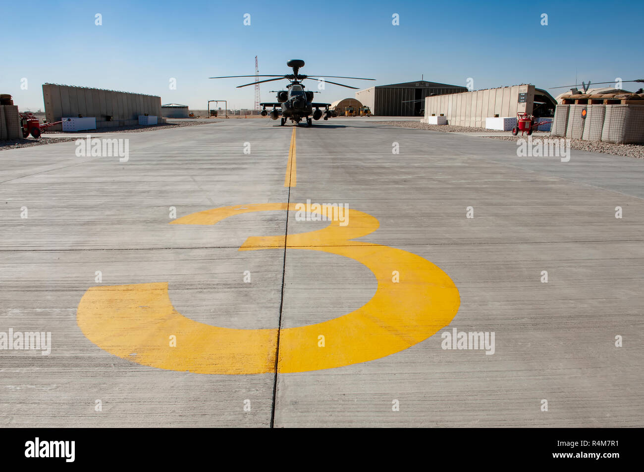 Bastion, Helmand/Afghanistan -Circa 2010 : AH 64 Longbow Apache attack ...