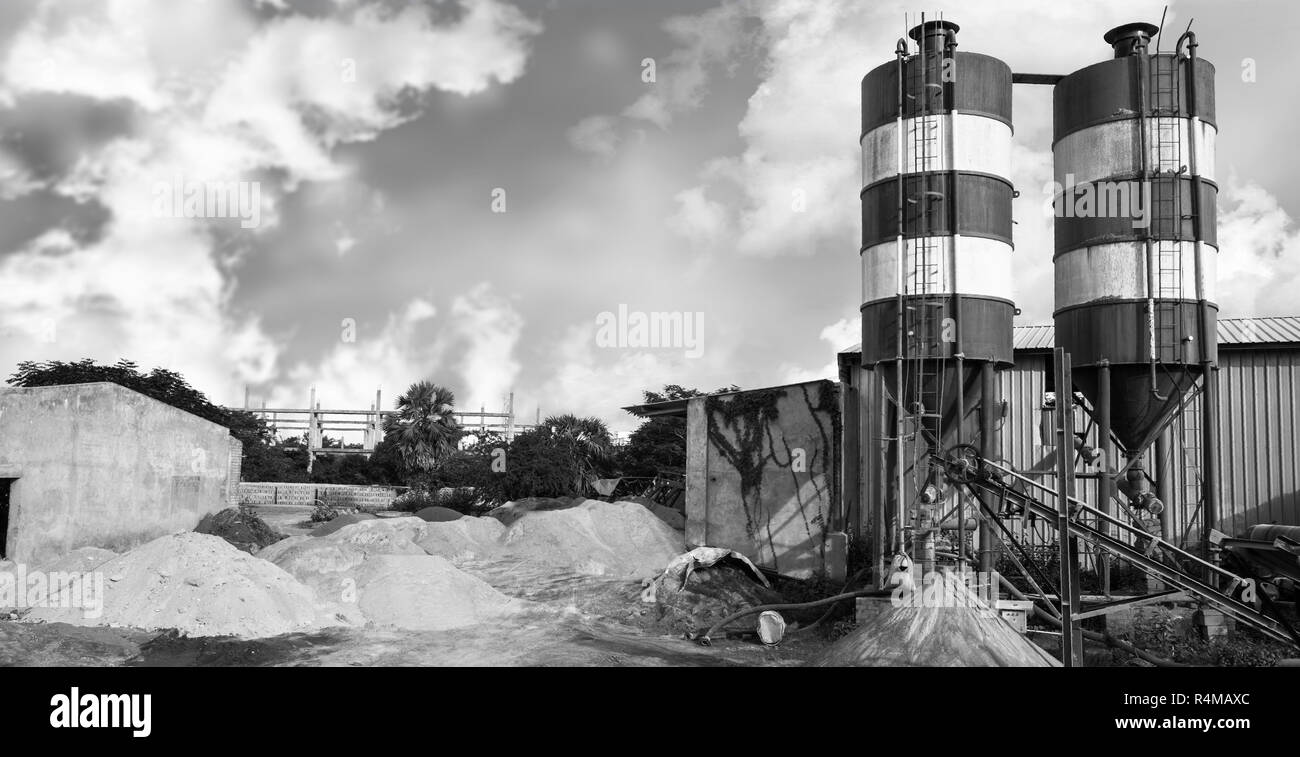 Exterior view of a cement factory Stock Photo - Alamy