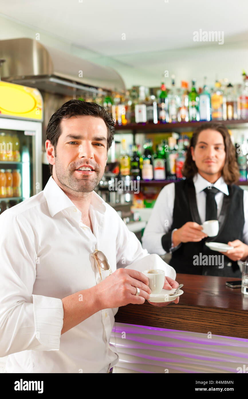 Client coffeeshop hi-res stock photography and images - Alamy