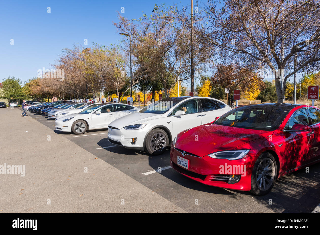 November 25, 2018 San Jose / CA / USA - Full Tesla charging station in ... November 25, 2018 San Jose / CA / USA - Full Tesla charging station in ...