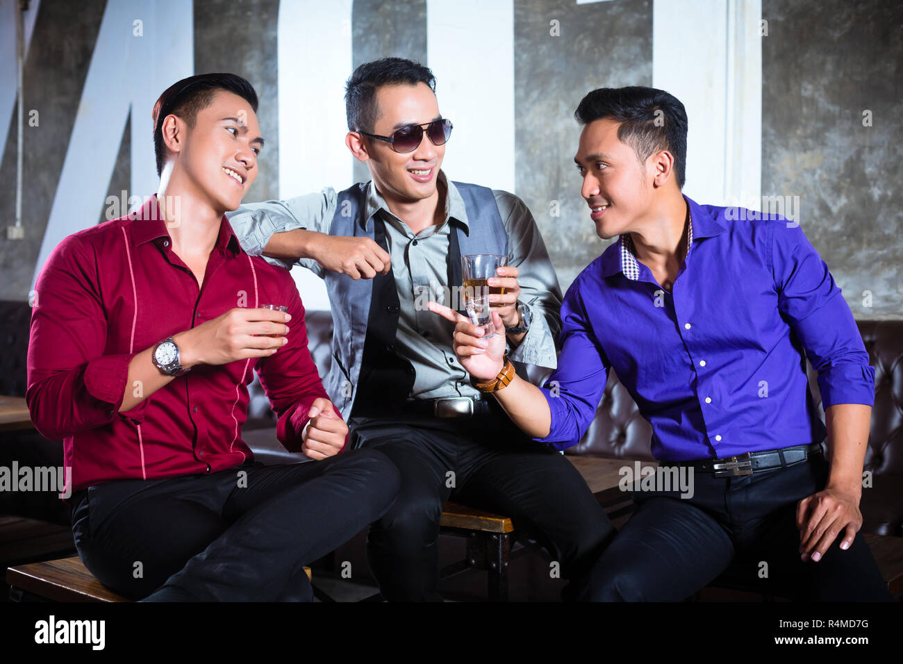 Harassing woman hi-res stock photography and images - Alamy