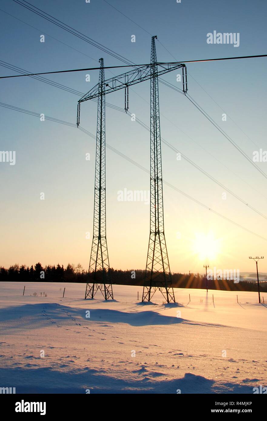 Frozen power cables hi-res stock photography and images - Alamy