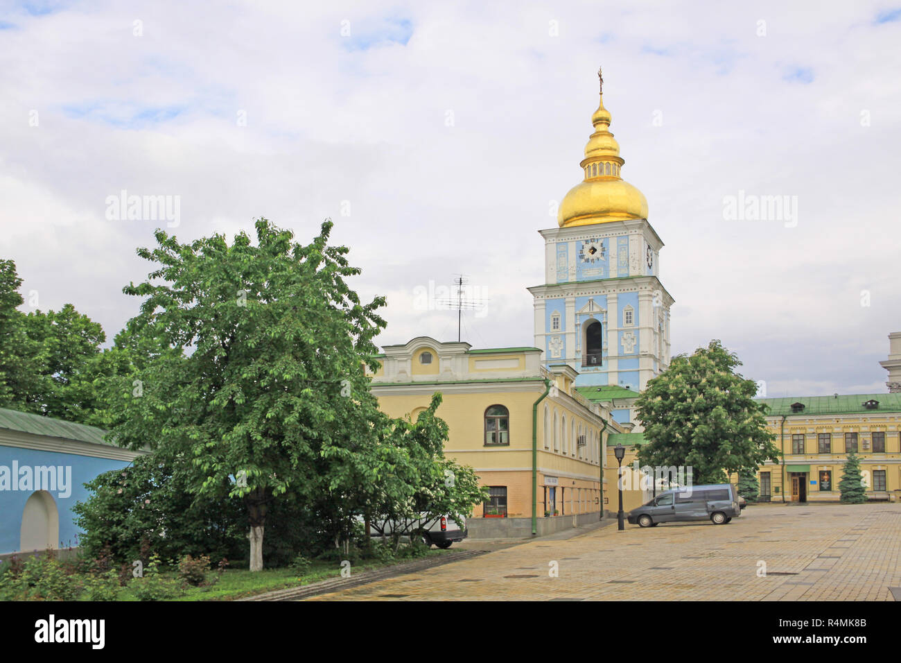 Saint Michael Orthodox Monastery in Kiev, Ukraine Stock Photo - Alamy