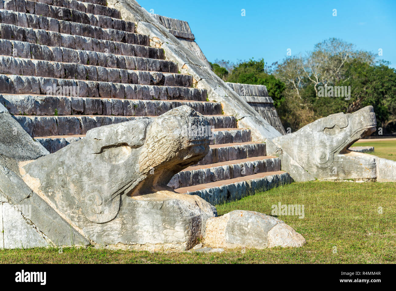 Chichen Itza Snake Heads Stock Photo - Alamy