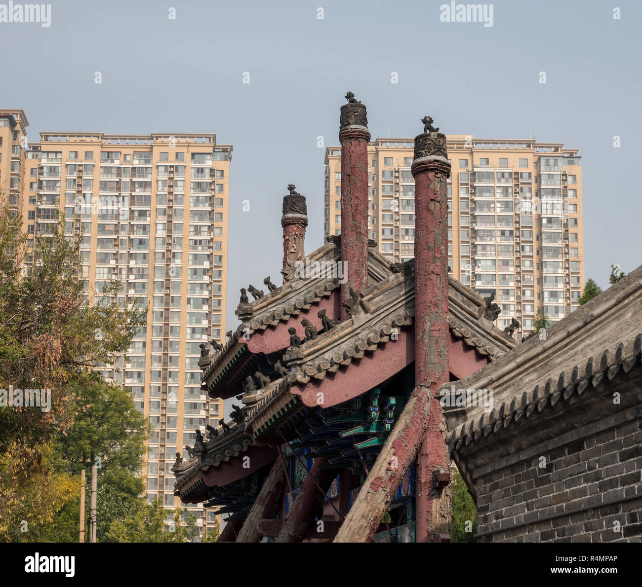 Chinese temple block hi-res stock photography and images - Alamy