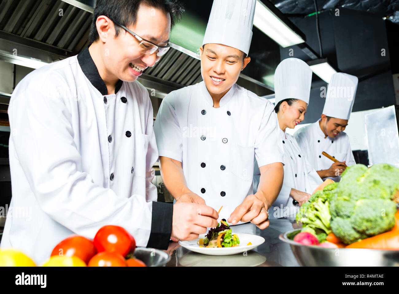 Asian chef training hi-res stock photography and images - Alamy