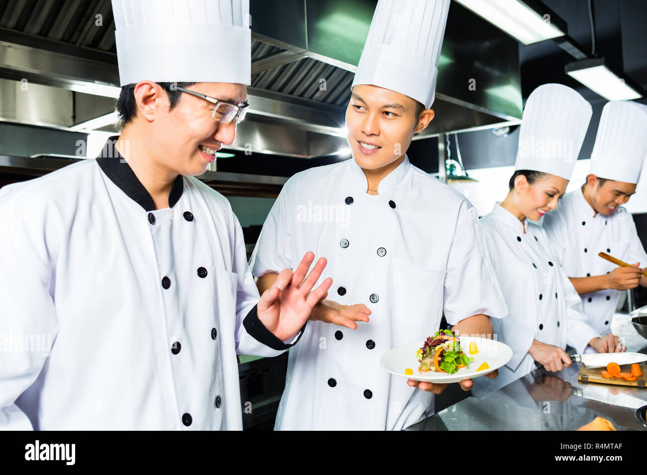Asian chef training hi-res stock photography and images - Alamy