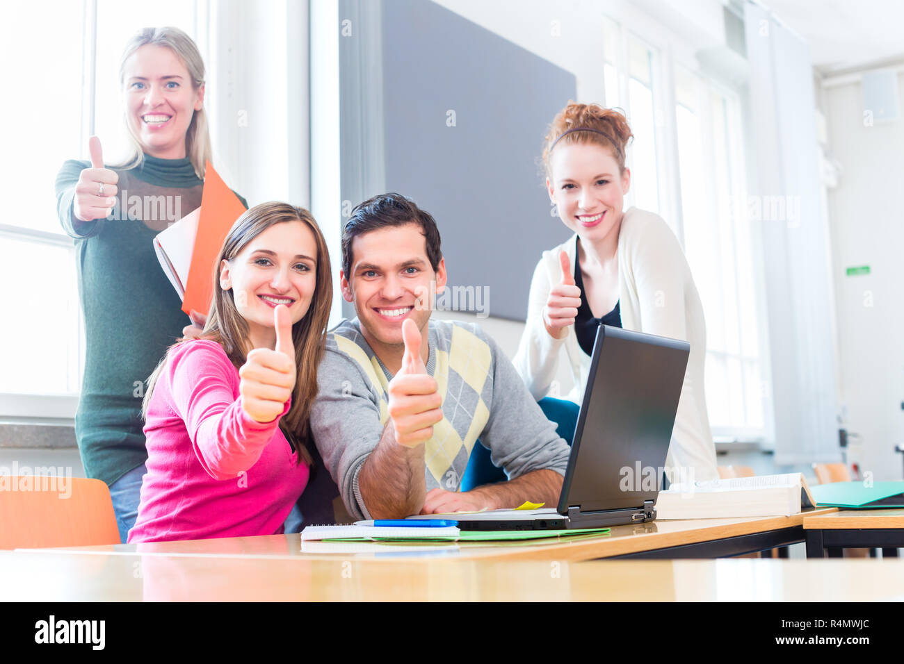 College students in teamwork learning Stock Photo - Alamy