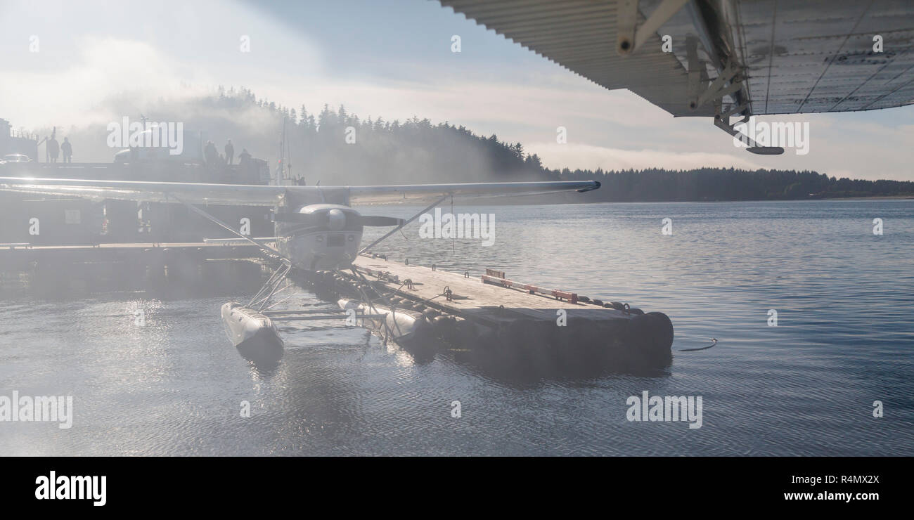 Floatplane waiting at the jetty, for flights over the Tofino area ...