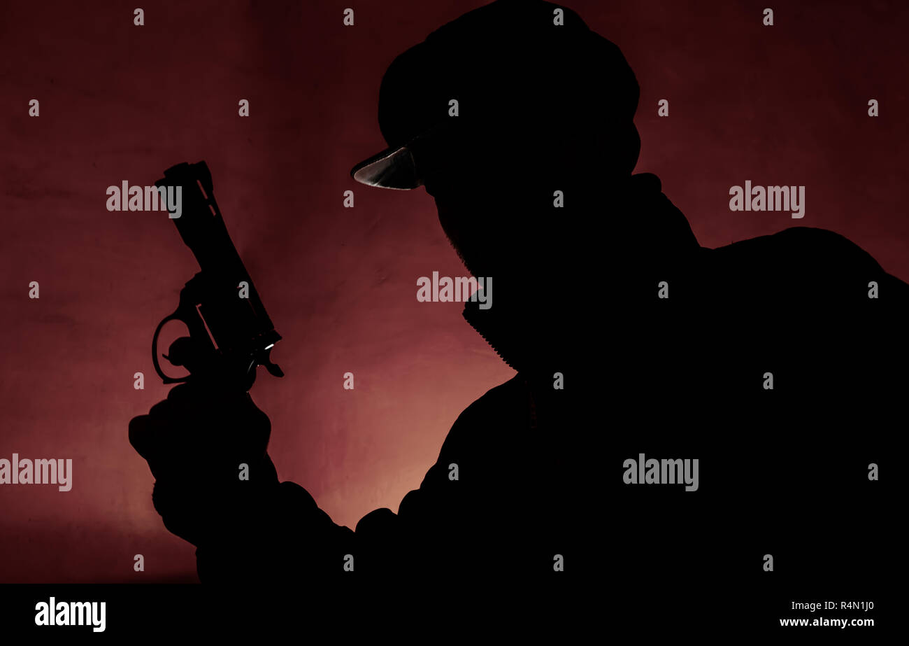 Spy man shadow silhouette hi-res stock photography and images - Alamy