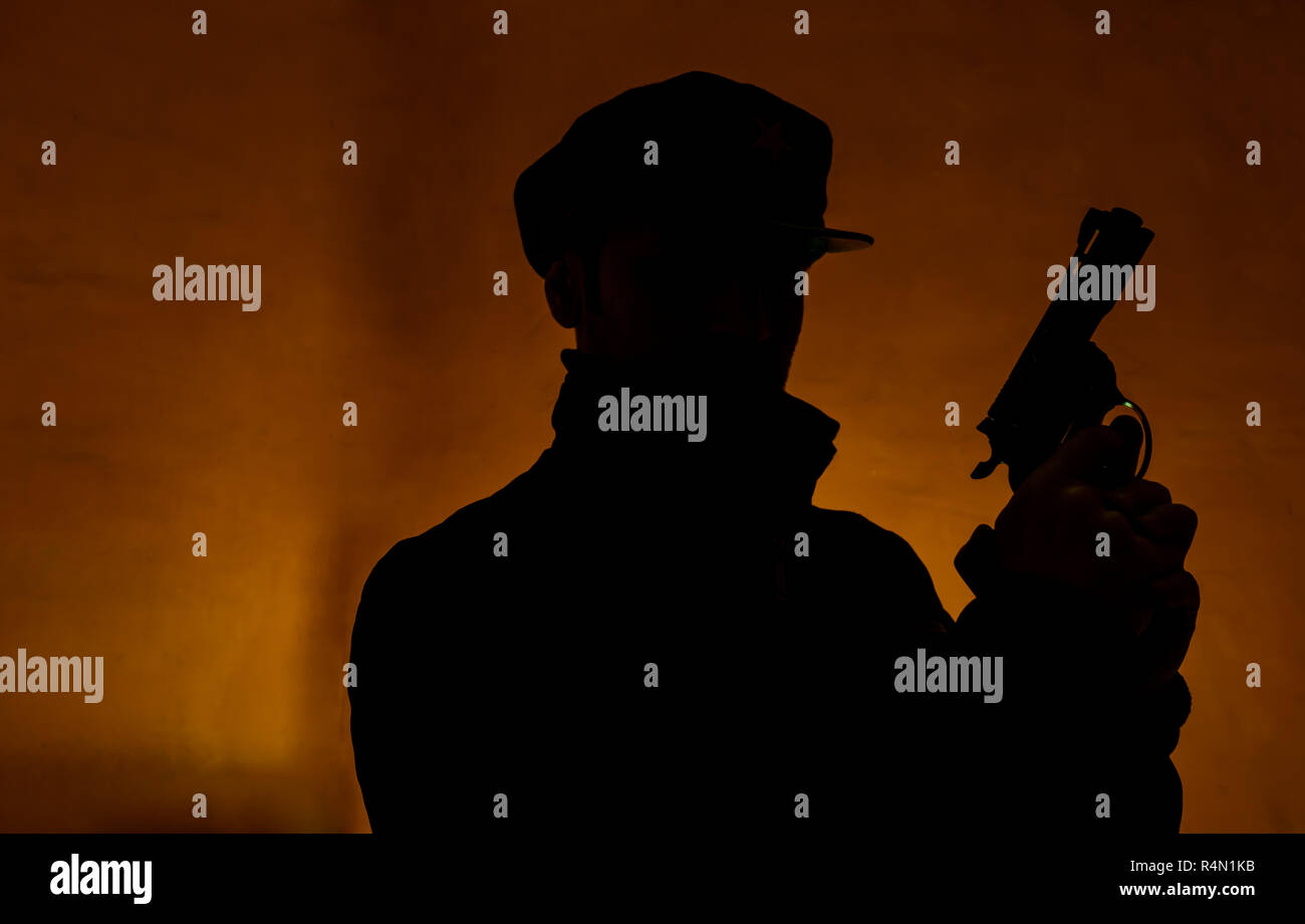 Gangster Silhouette Stock Photos & Gangster Silhouette Stock Images - Alamy