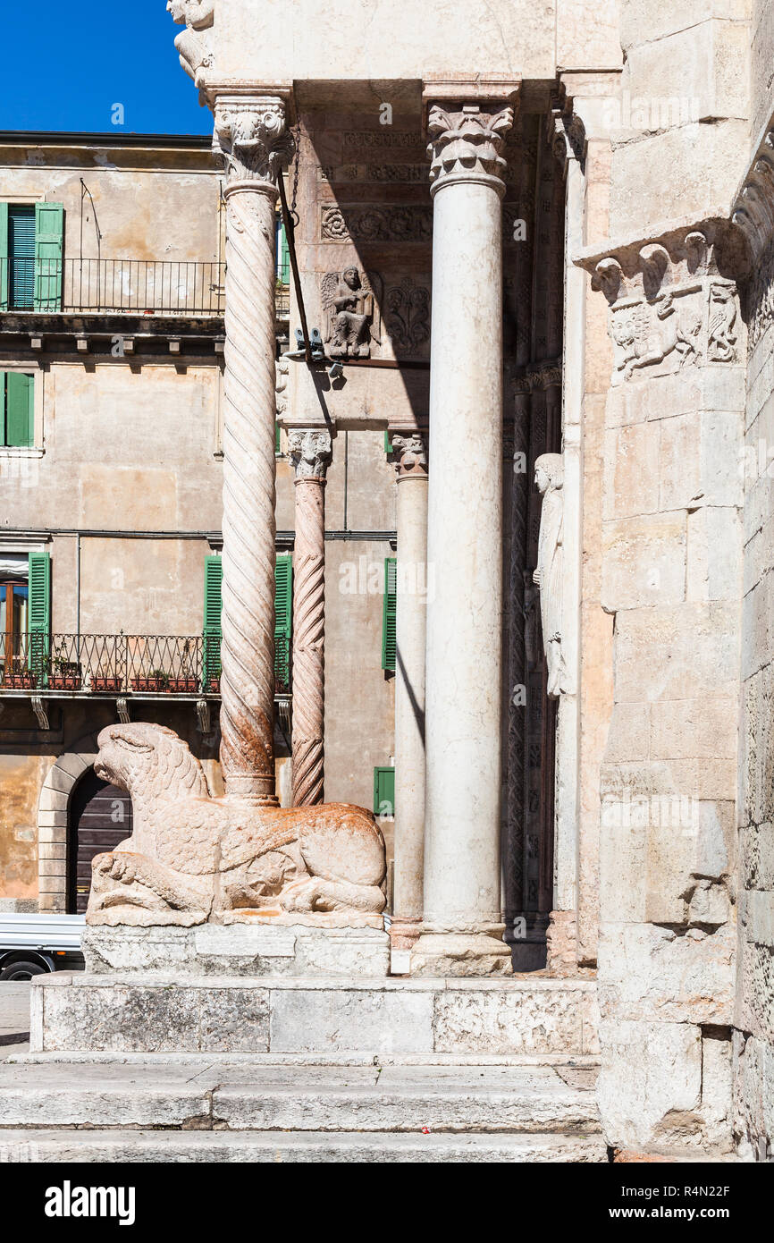 portal of Duomo Cathedral in Verona city Stock Photo - Alamy