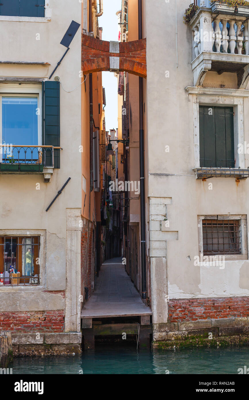 Venice water and jump hi-res stock photography and images - Alamy