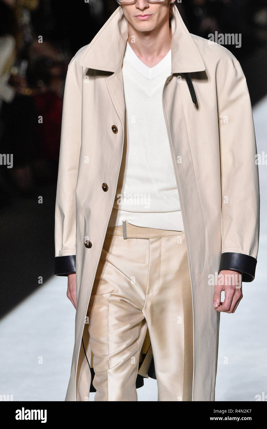 Tom ford runway menswear hi-res stock photography and images - Alamy
