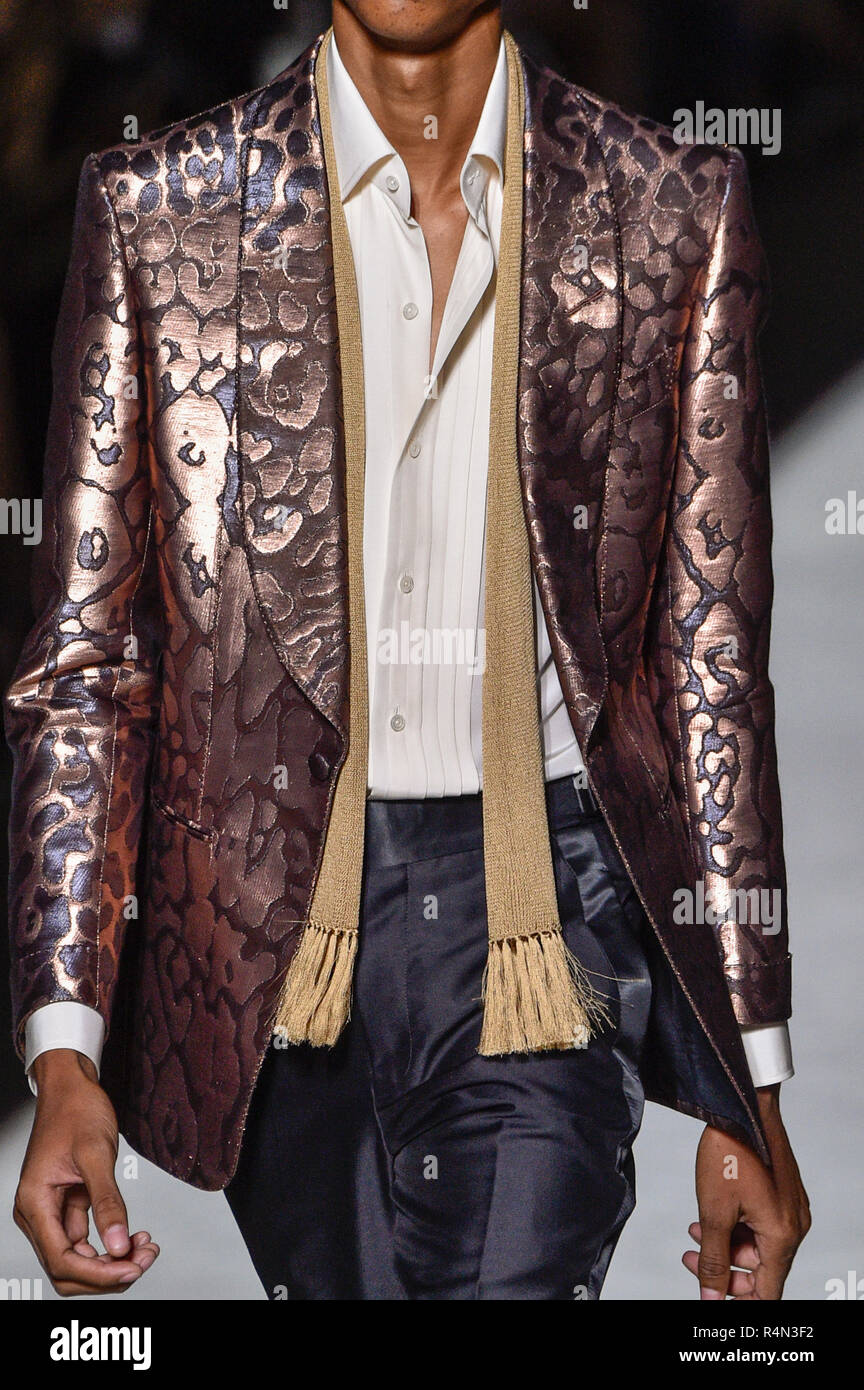 Tom ford runway menswear hi-res stock photography and images - Alamy