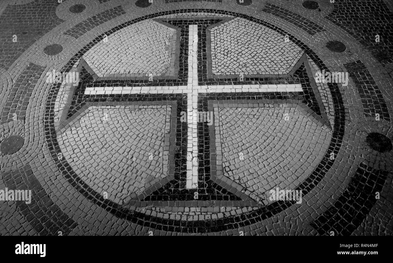 Cross of the order of christ Black and White Stock Photos & Images - Alamy
