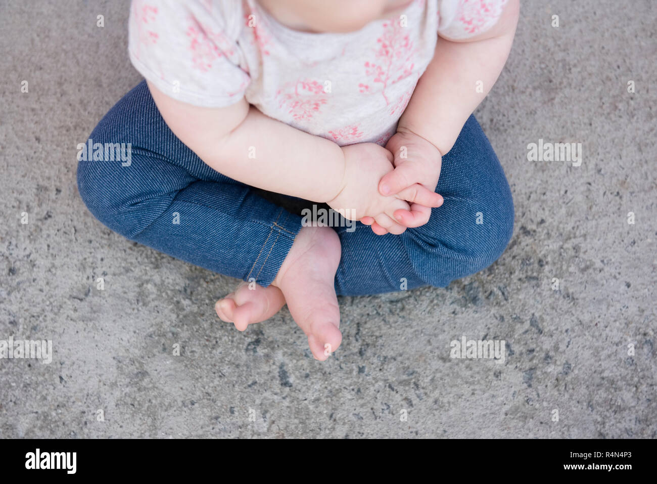 One legged people hi-res stock photography and images - Alamy