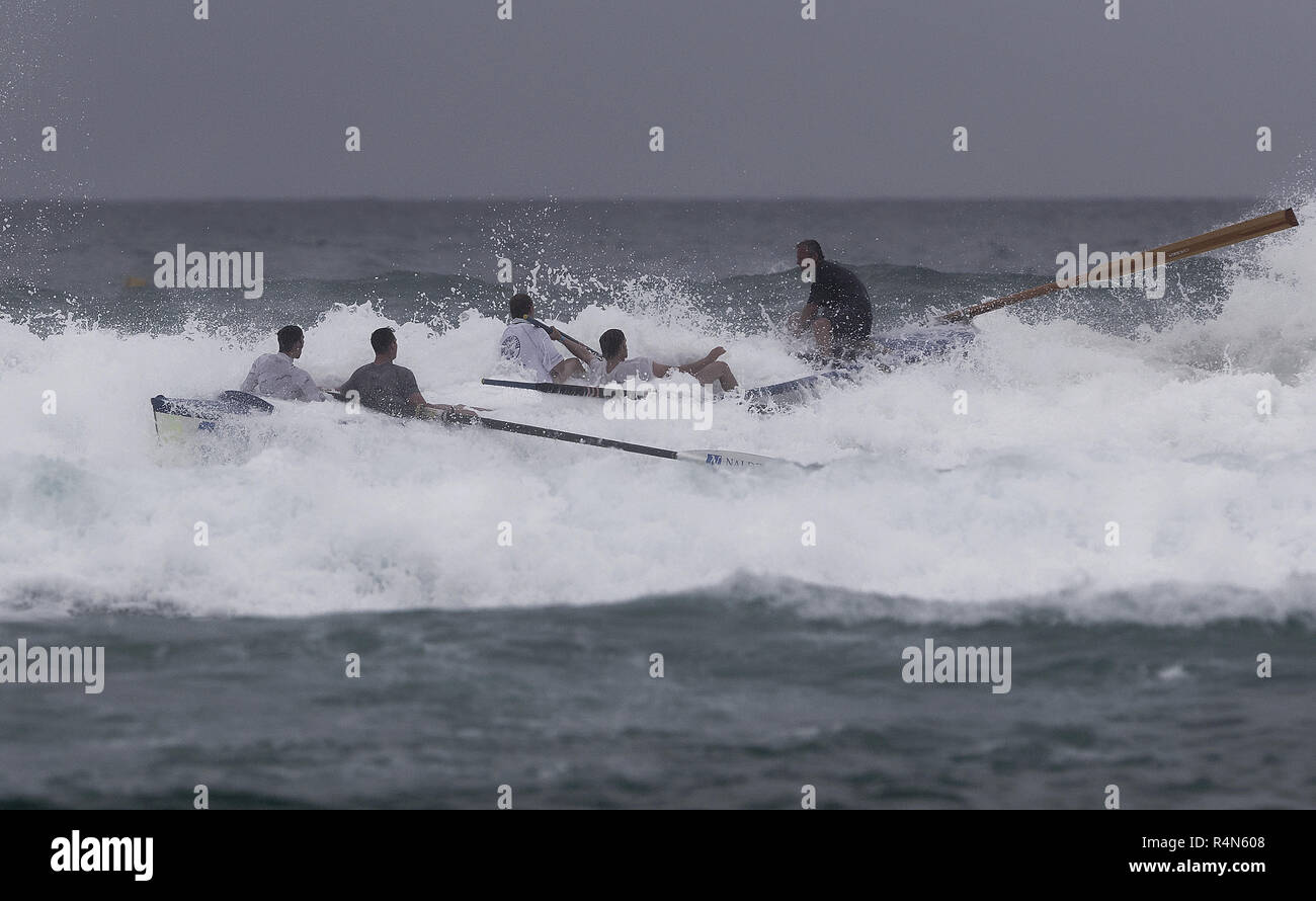 Holywell bay surf boat hi-res stock photography and images - Alamy