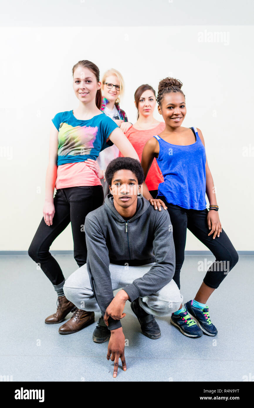 Freestyle dance class hi-res stock photography and images - Alamy