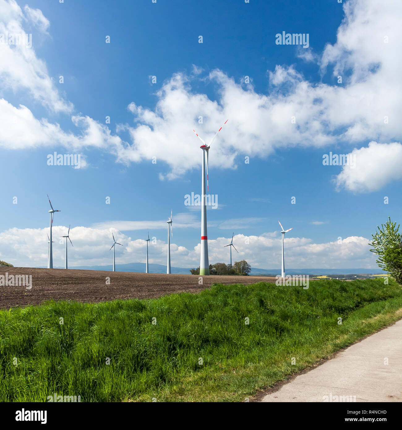 extraction of renewable energy Stock Photo - Alamy