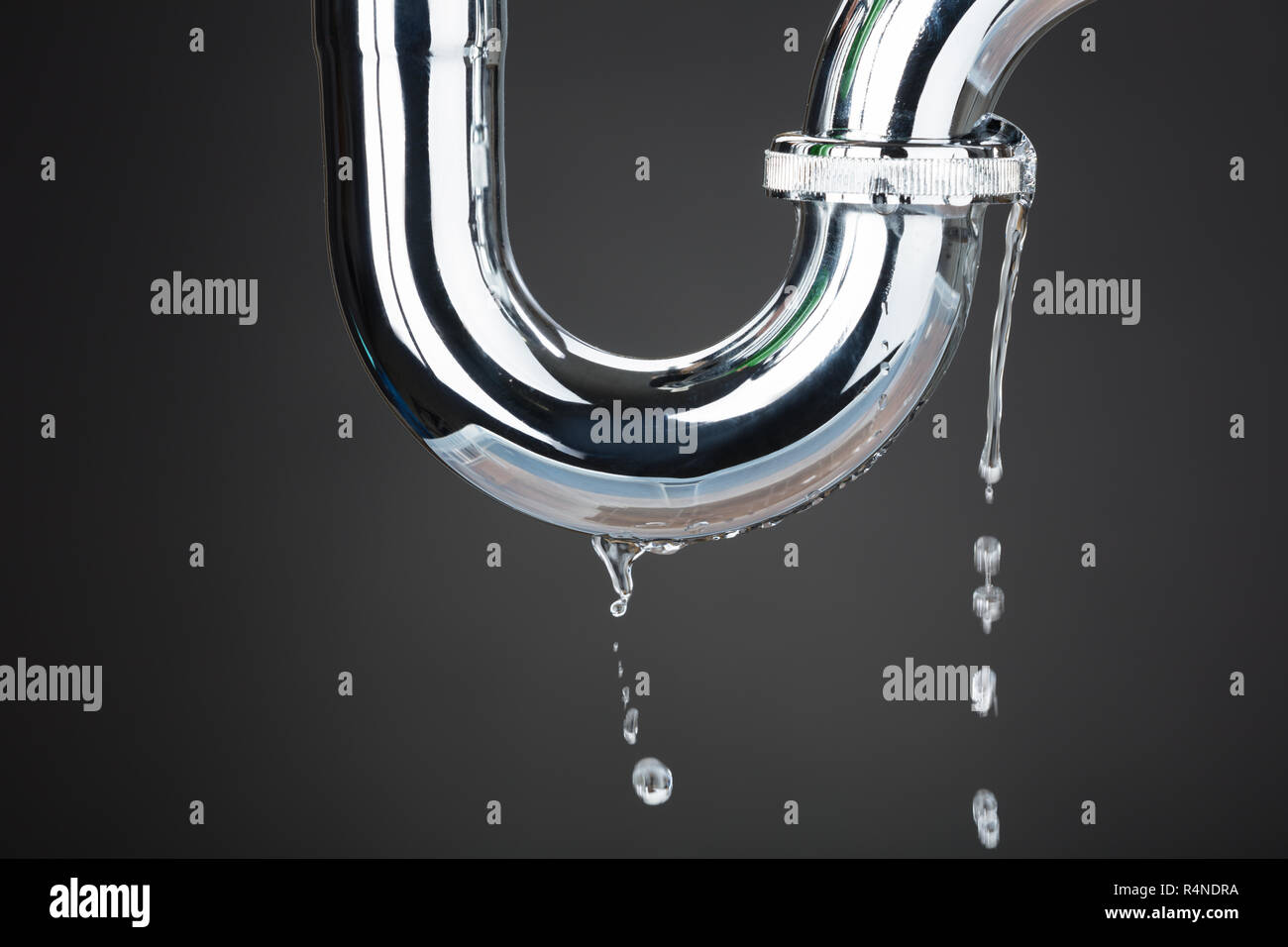 Water drip from pipe hi-res stock photography and images - Alamy