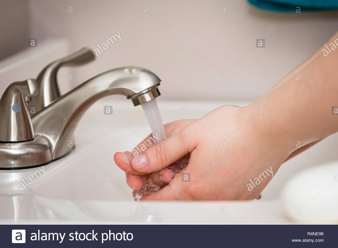 Rinsing Off High Resolution Stock Photography and Images - Alamy