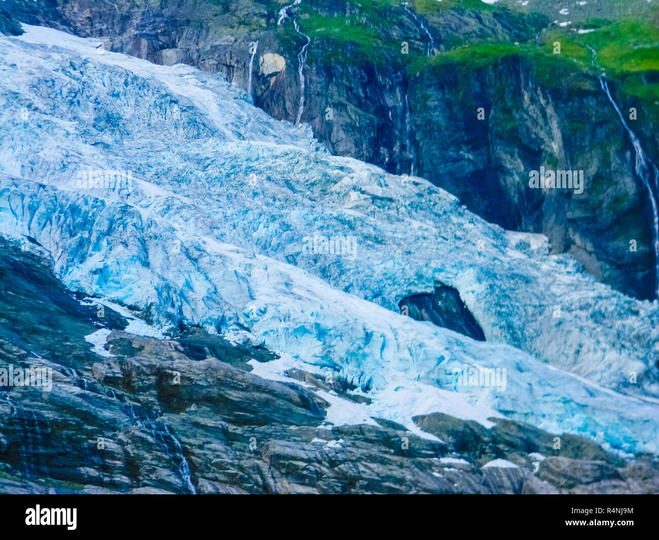 Boyabreen glacier jostedalsbreen park hi-res stock photography and ...