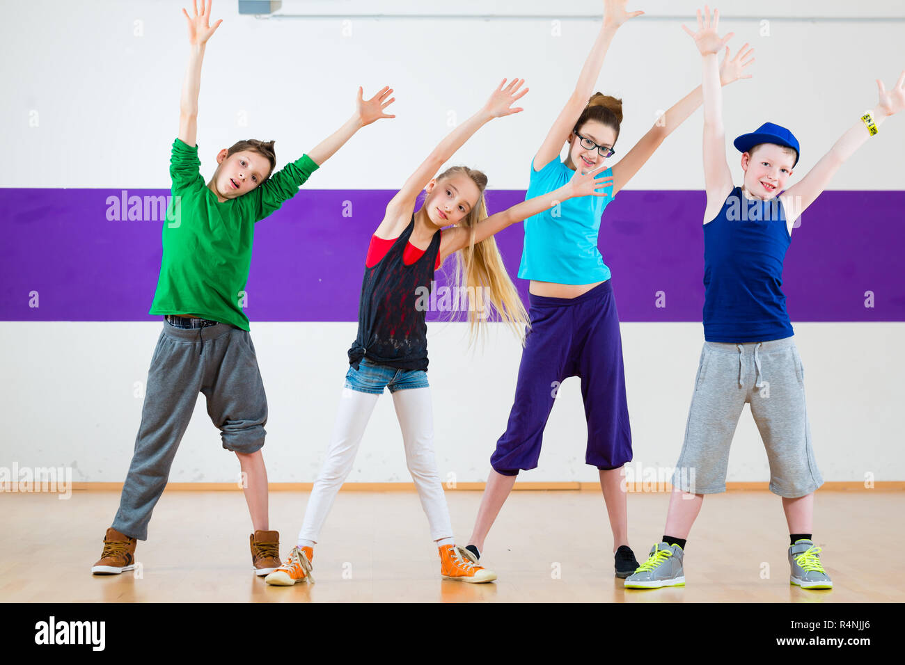 Zumba kids hi-res stock photography and images - Alamy