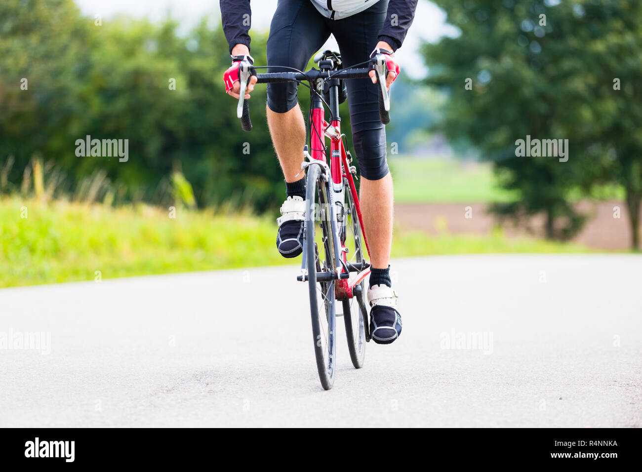 Cycling track suit hi-res stock photography and images - Alamy