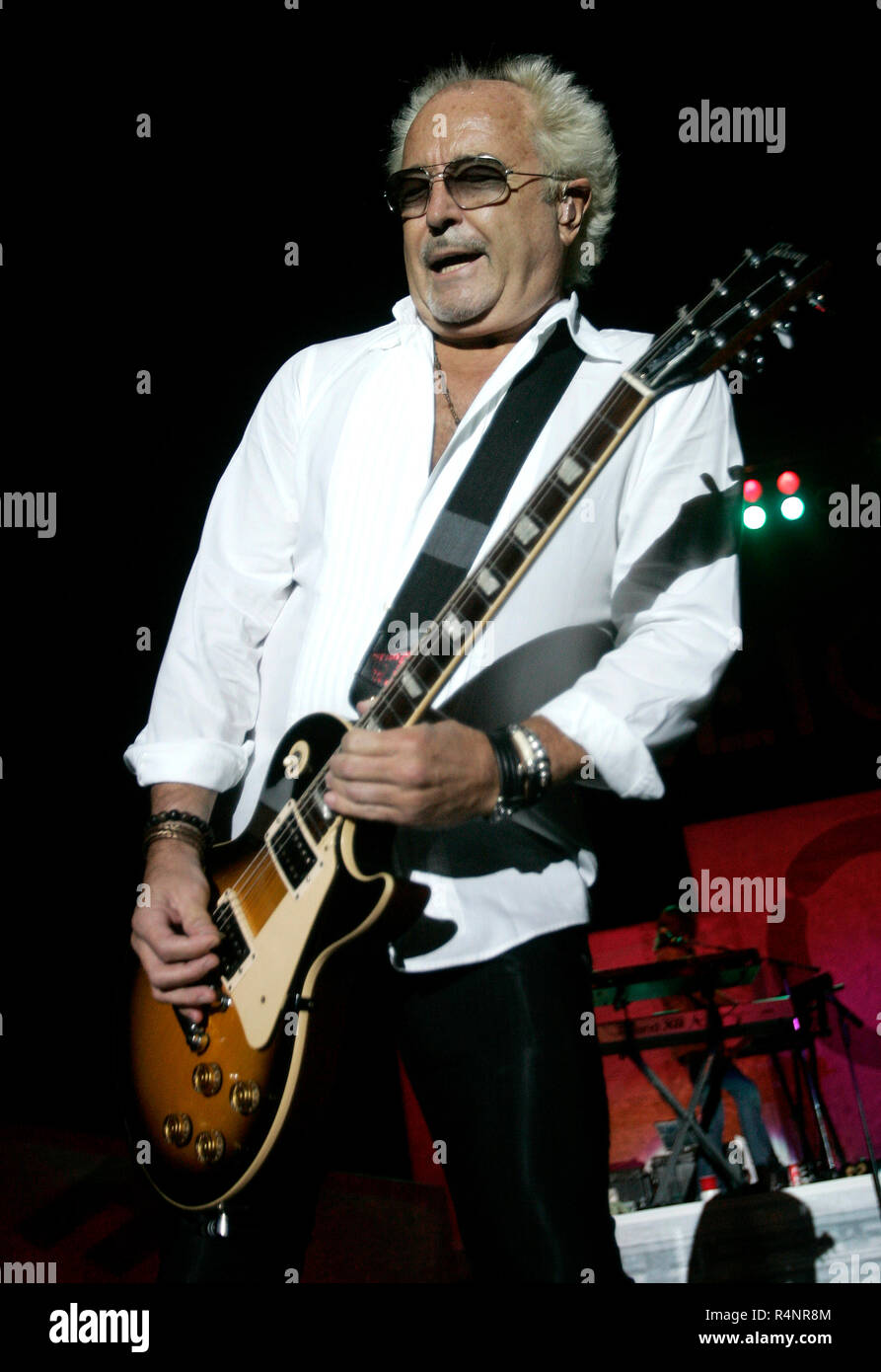 Mick Jones with Foreigner performs in concert at the Mizner Park ...