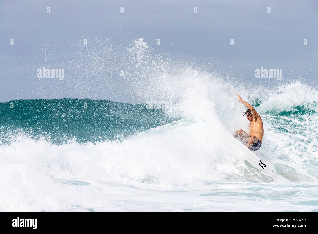 Oahu north shore surf hi-res stock photography and images - Alamy