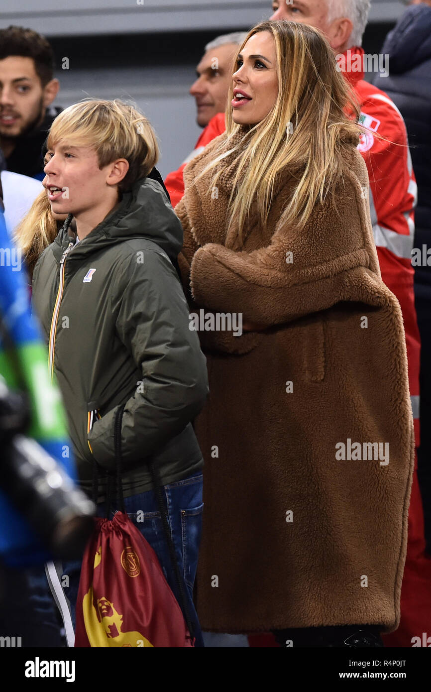 Rome, Italy. 27th Nov, 2018. Francesco Totti enters the hall of fame of ...