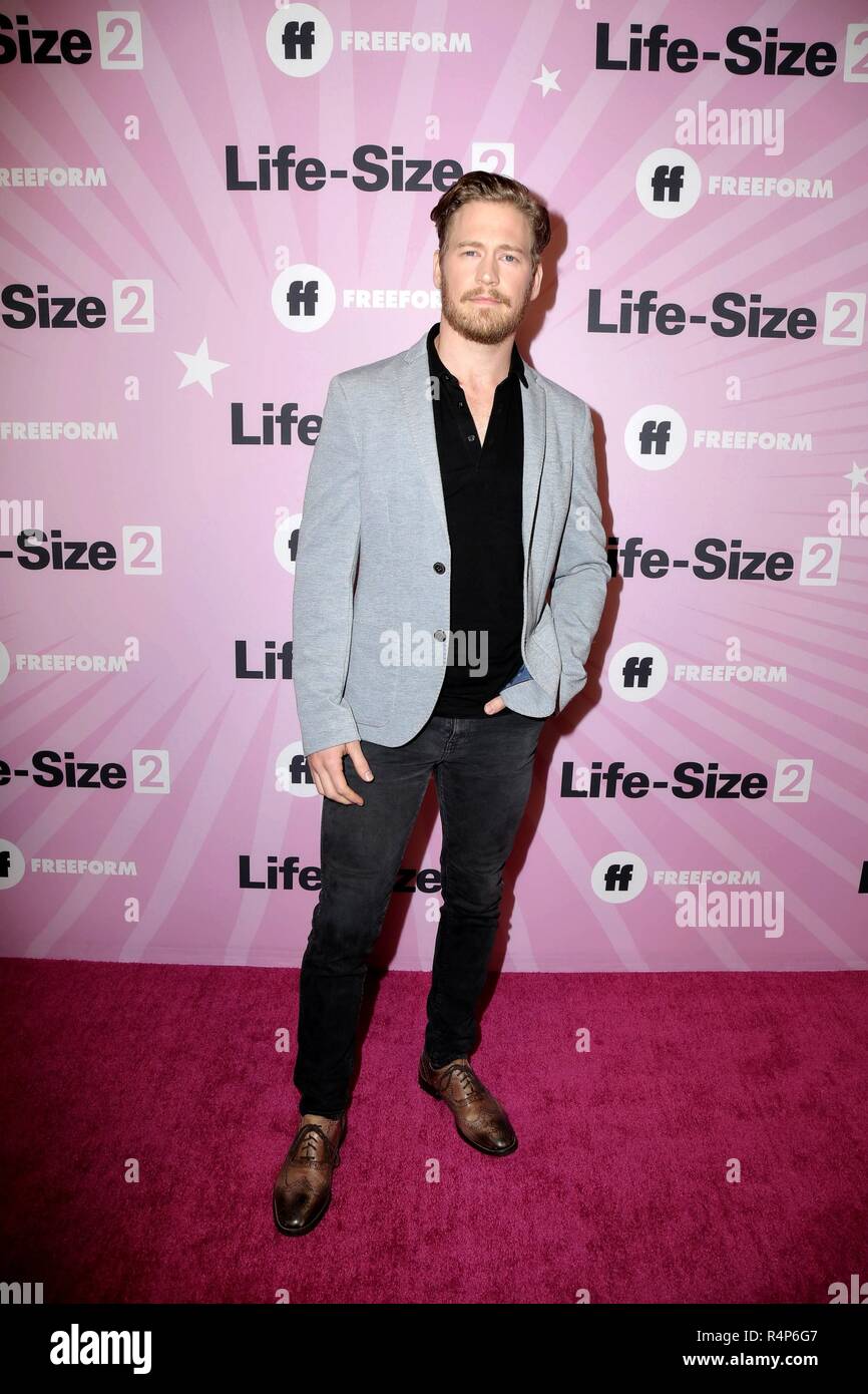 Los Angeles, CA, USA. 27th Nov, 2018. Gavin Stenhouse at arrivals for ...