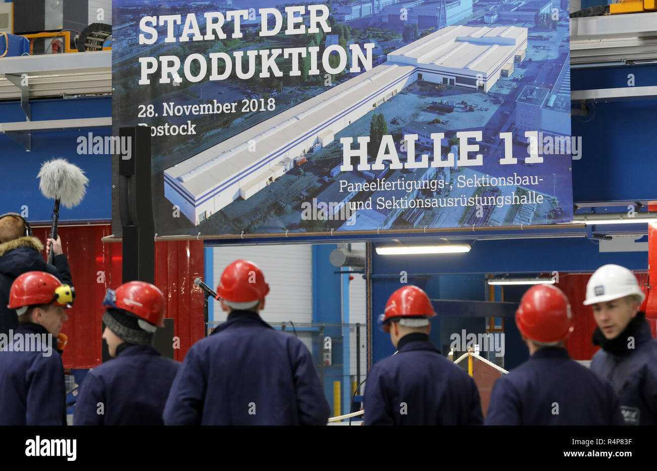 Rostock, Germany. 28th Nov, 2018. At the Warnemünde location of the MV ...