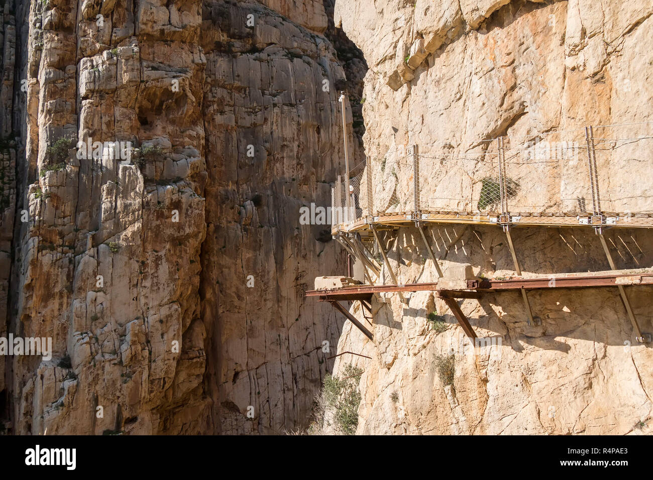 Worlds most dangerous walkway hi-res stock photography and images - Alamy