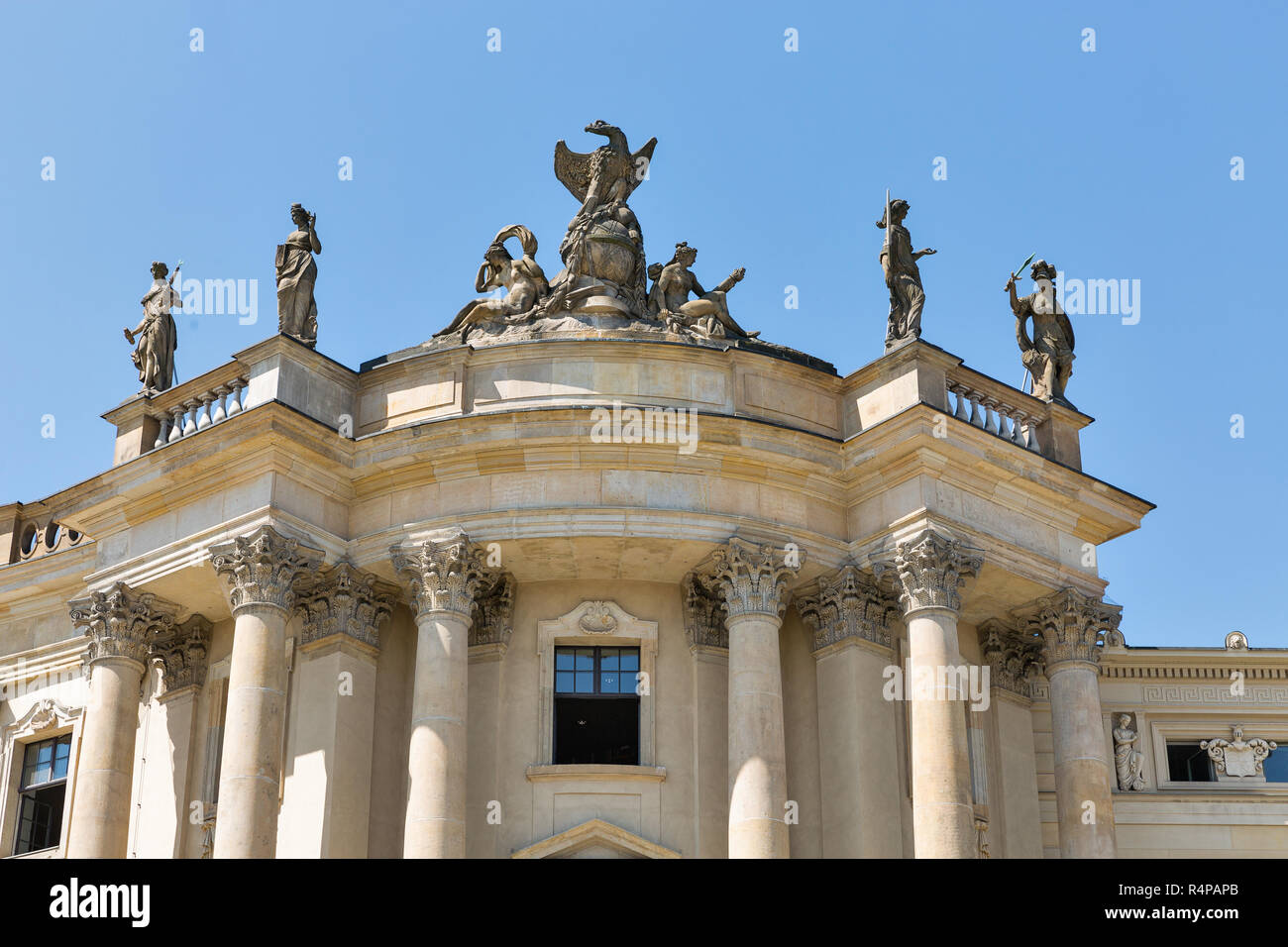 Old college university building statue hi-res stock photography and ...