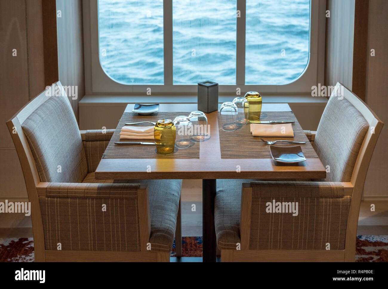 Shipboard couple hi-res stock photography and images - Alamy