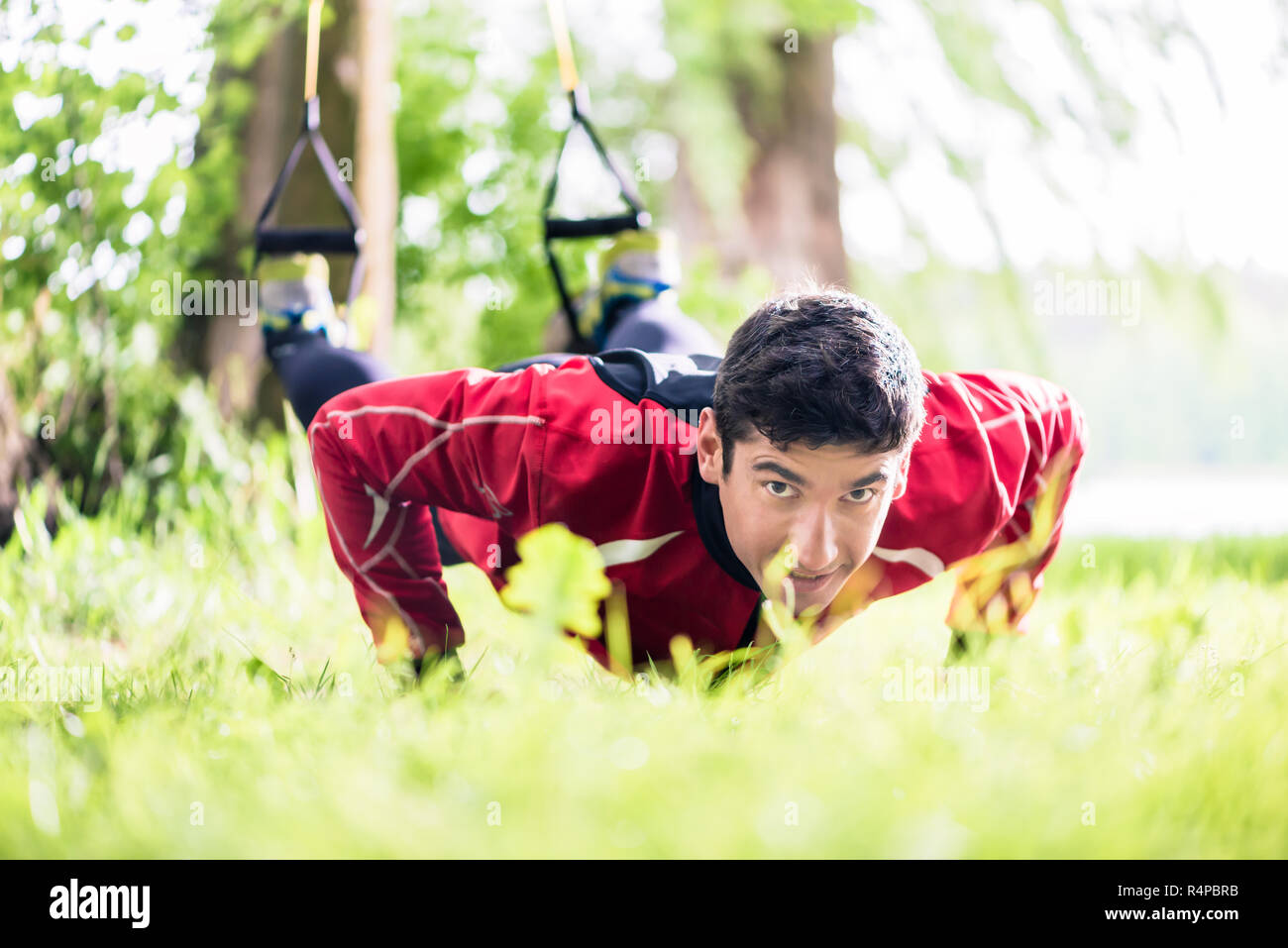 Man sling training park hi-res stock photography and images - Alamy