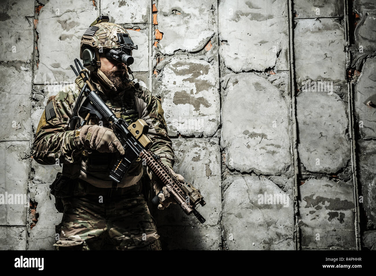 Army Ranger in field Uniforms Stock Photo - Alamy