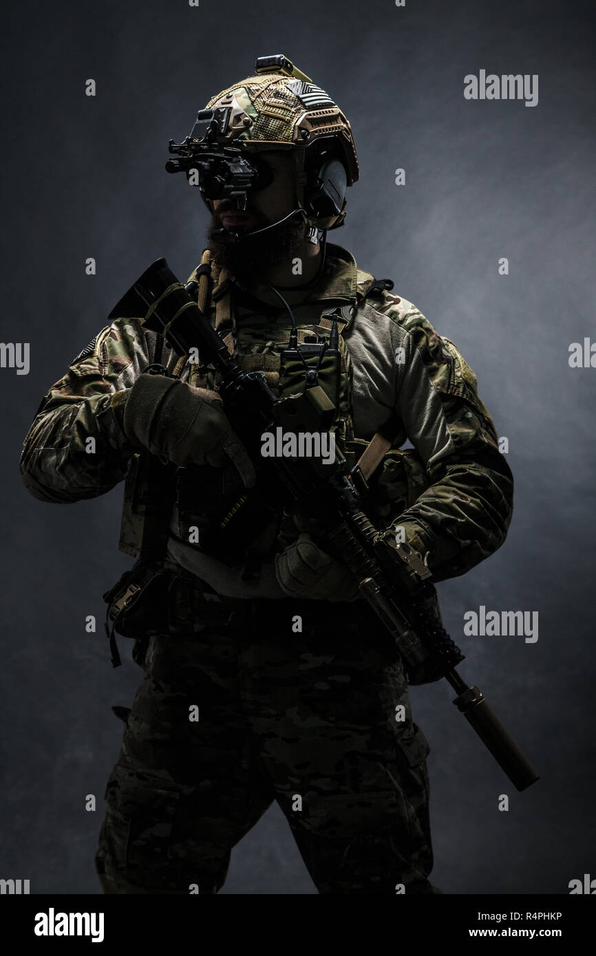 Army Ranger in field Uniforms Stock Photo - Alamy