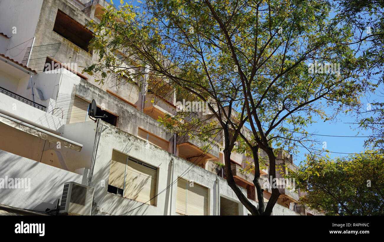 houses in albufeira Stock Photo - Alamy