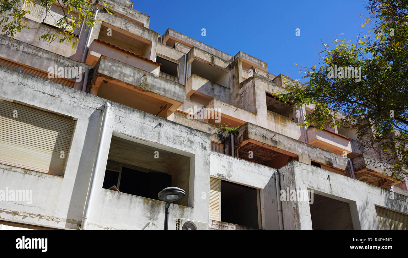 houses in albufeira Stock Photo - Alamy